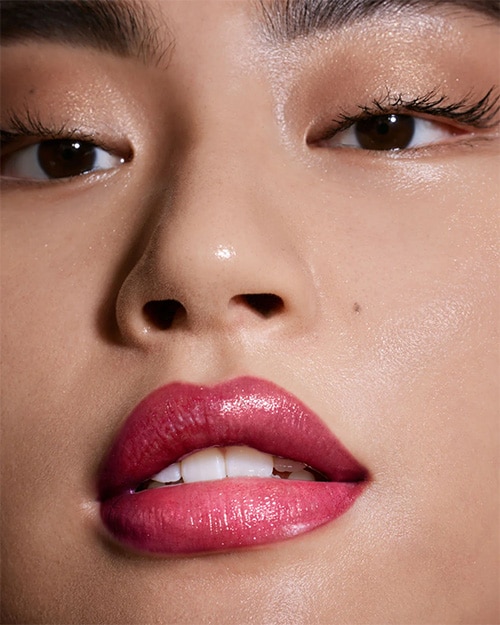 Fenty Beauty Gloss Bomb Universal Lip Luminizer in Fuchsia Flex - jetzt ... Fenty Beauty Gloss Bomb Universal Lip Luminizer in Fuchsia Flex - jetzt ...